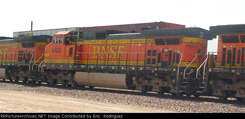 BNSF 4900